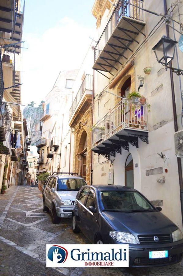 Negozio in vendita a Cefalu'