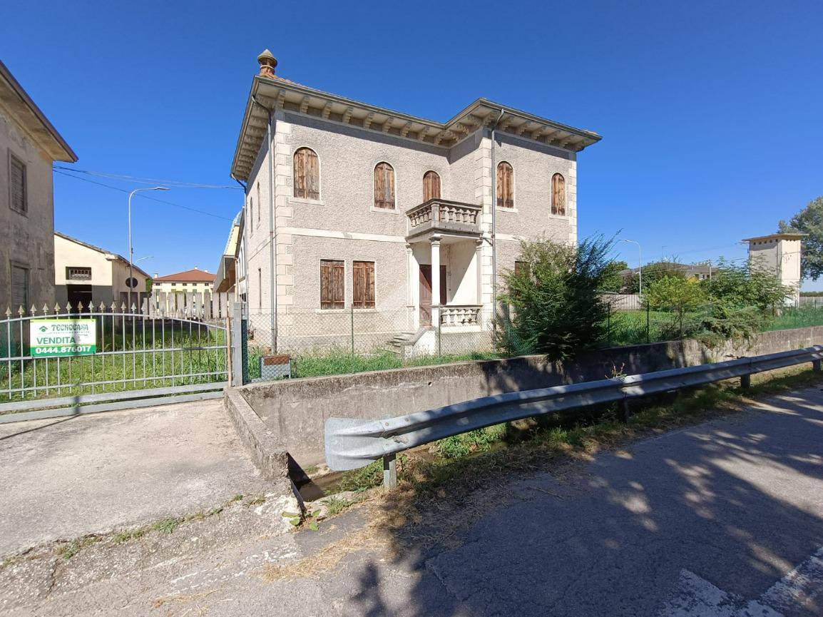 Villa in vendita a Grumolo Delle Abbadesse