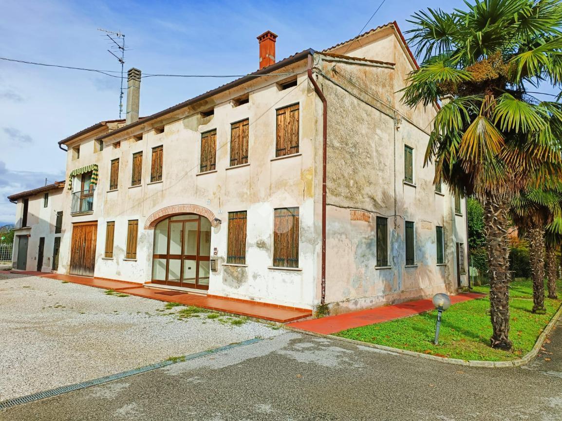 Casa indipendente in vendita a Grumolo Delle Abbadesse