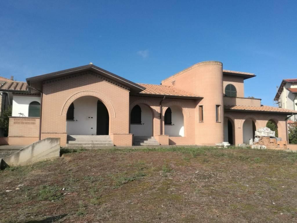 Villa in vendita a Castiglione Del Lago
