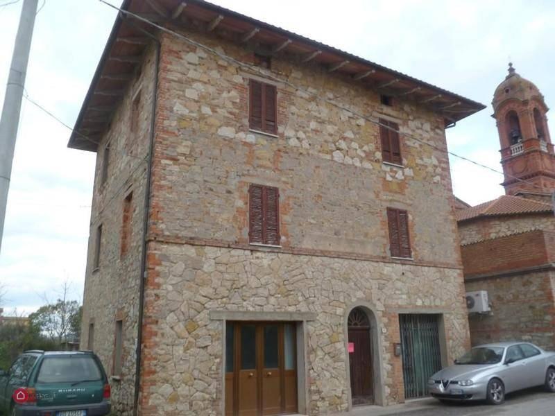 Casa indipendente in vendita a Castiglione Del Lago