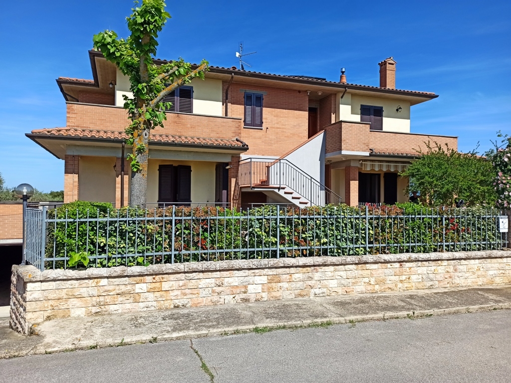 Appartamento in vendita a Castiglione Del Lago