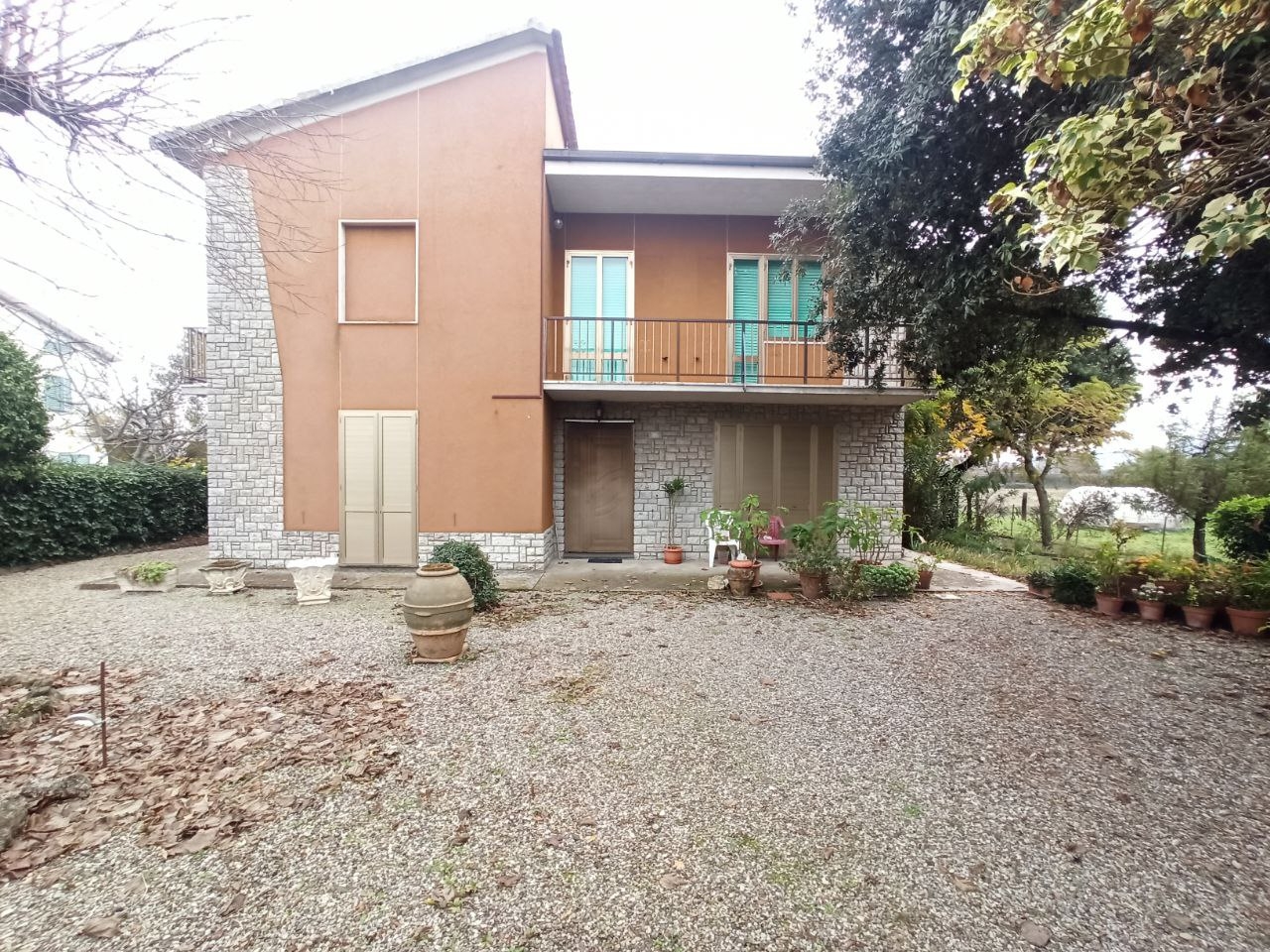 Casa indipendente in vendita a Castiglione Del Lago