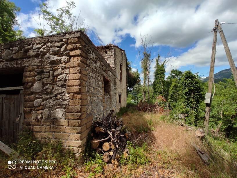Rustico in vendita a Colle Di Tora
