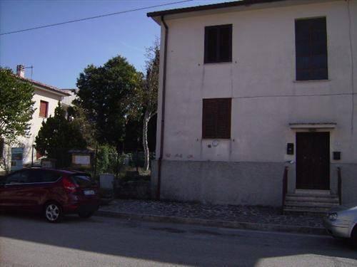 Appartamento in vendita a Colle Di Tora