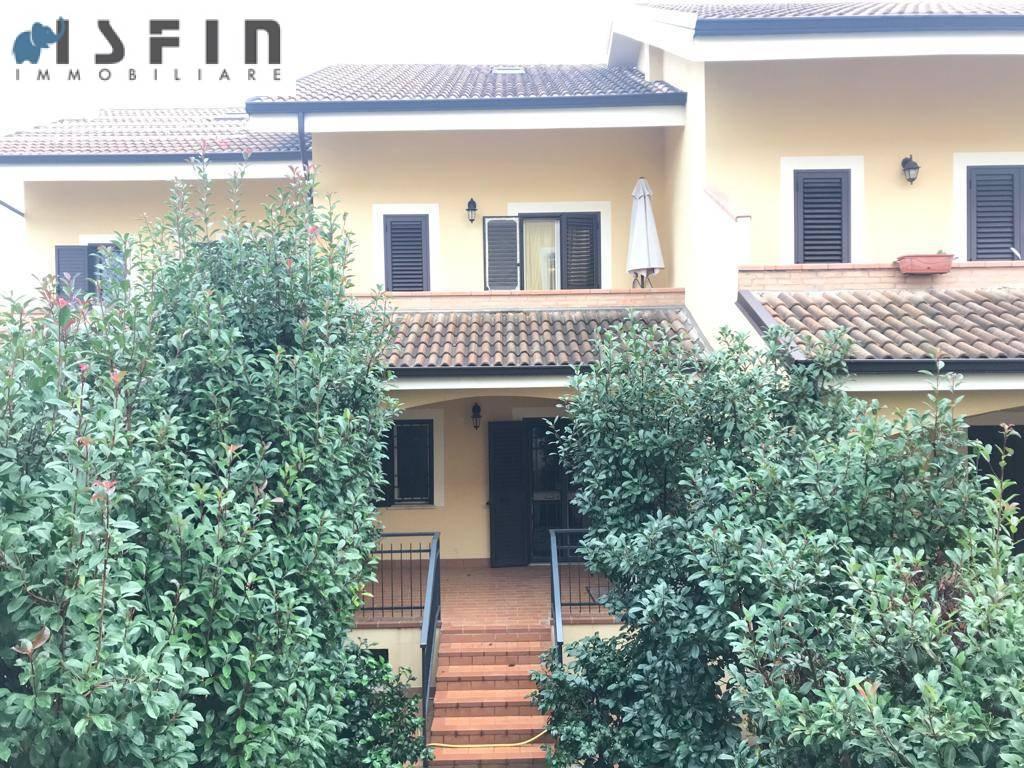 Villa a schiera in vendita a Rende
