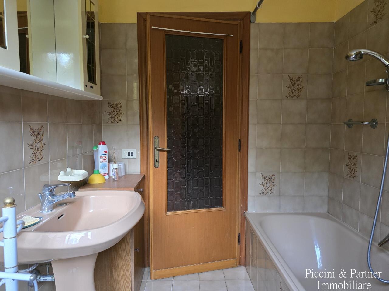 Appartamento in vendita, Tuoro Sul Trasimeno. Quadrilocale Via Anton ...