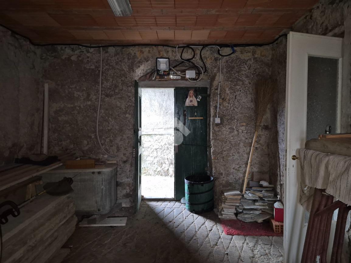 Casa indipendente in vendita, Località Montemoro 4, Montoggio con ...